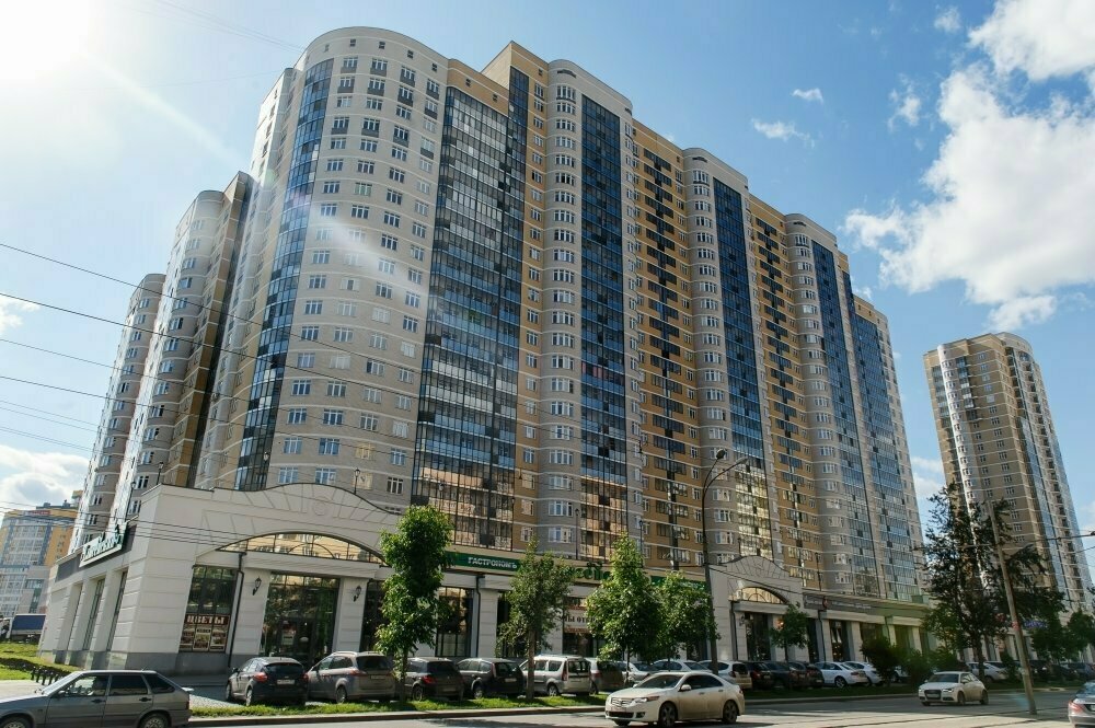 Konut blokları ZhK Solnechny ostrov, Yekaterinburg, foto