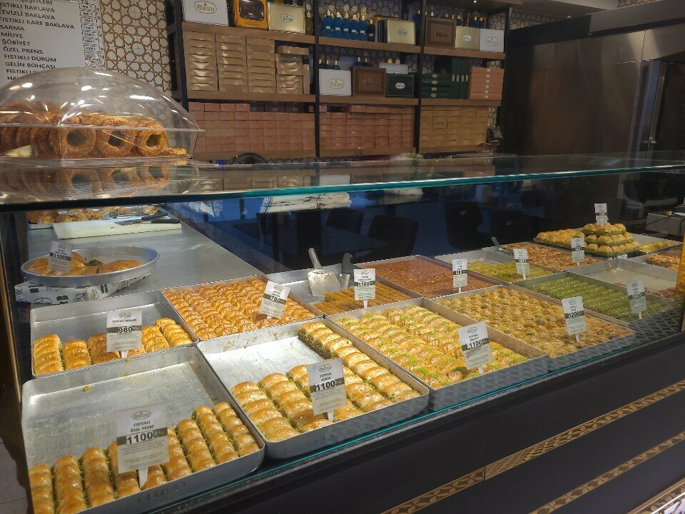 Pasta, şekerleme ve tatlı Gaziantepli Fıstık Usta Baklava ve Börek, İstanbul, foto
