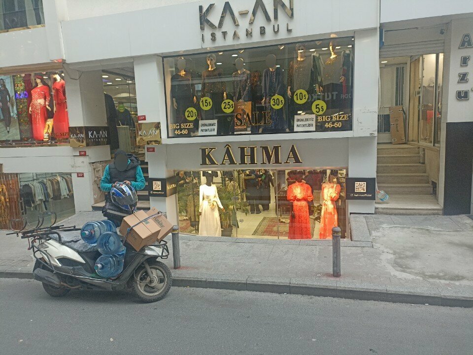 Toptan giyim Kahma, İstanbul, foto
