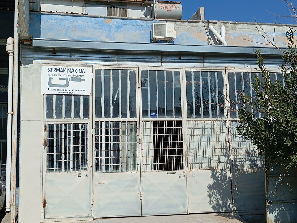 Sanayi kuruluşu Sermak Makine ve Talaşlı İmalat Atölyesi, İzmir, foto