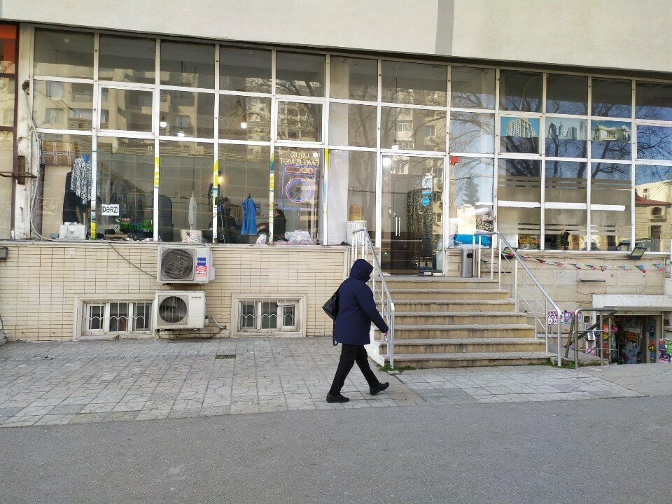 Kuru temizlemeciler Quru təmizləmə, Bakü, foto