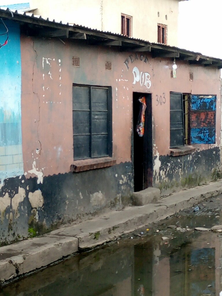 Bar El Dersnest Pub, Lusaka, foto