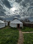 Kalmyckij Dvorik Sansara (ulitsa Delikova No:14, selo Troitskoye), otel  Kalmukya'dan