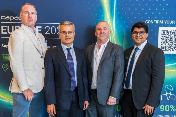 Emlak ofisi Damac Properties, Dubai, foto