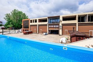 Izyum-Trevel (Primorskiy bulvar No:29), otel  Gelencik'ten