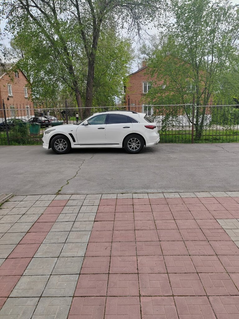 Adliyeler Зимовниковский районный суд, Rostovskaya oblastı, foto