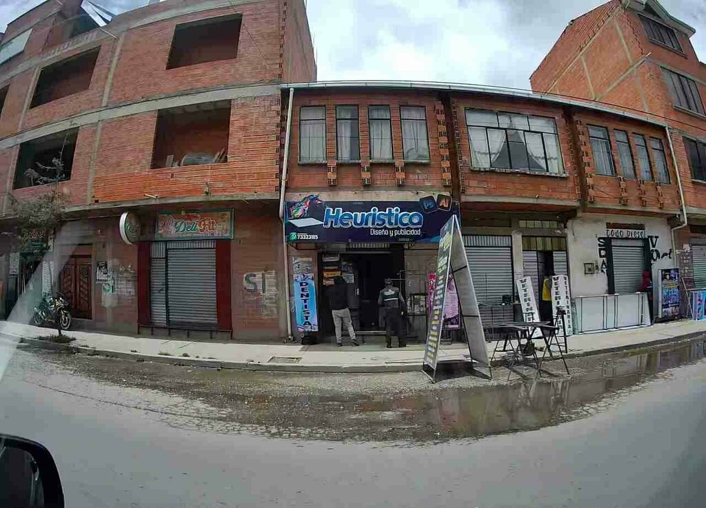 Mini-market Heuristica Design and Advertising, El Alto, foto