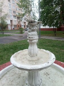 Fountain (Moscow, Yugo-Vostochniy Administrative Okrug, Vykhino-Zhulebino District, 4th Microdisrict of Zhulebino), çeşme  Moskova'dan