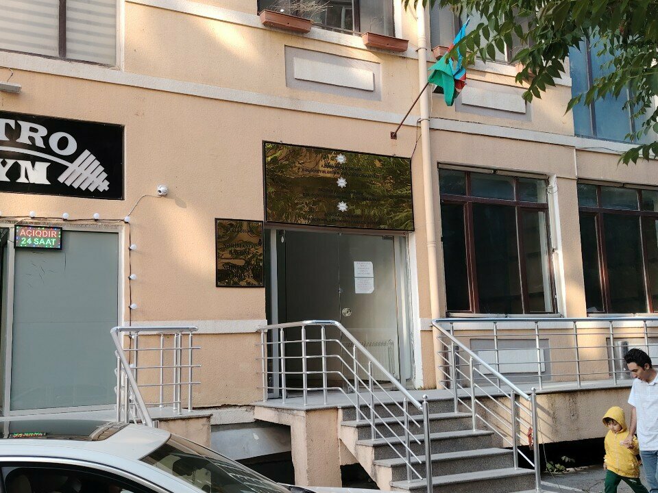 Belediye ve kamu hizmetleri merkezi Nərimanov Bələdiyyəsi, Bakü, foto