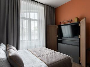 Silk Road (Marat street No:8, Irkutsk), otel  Irkutsk'tan