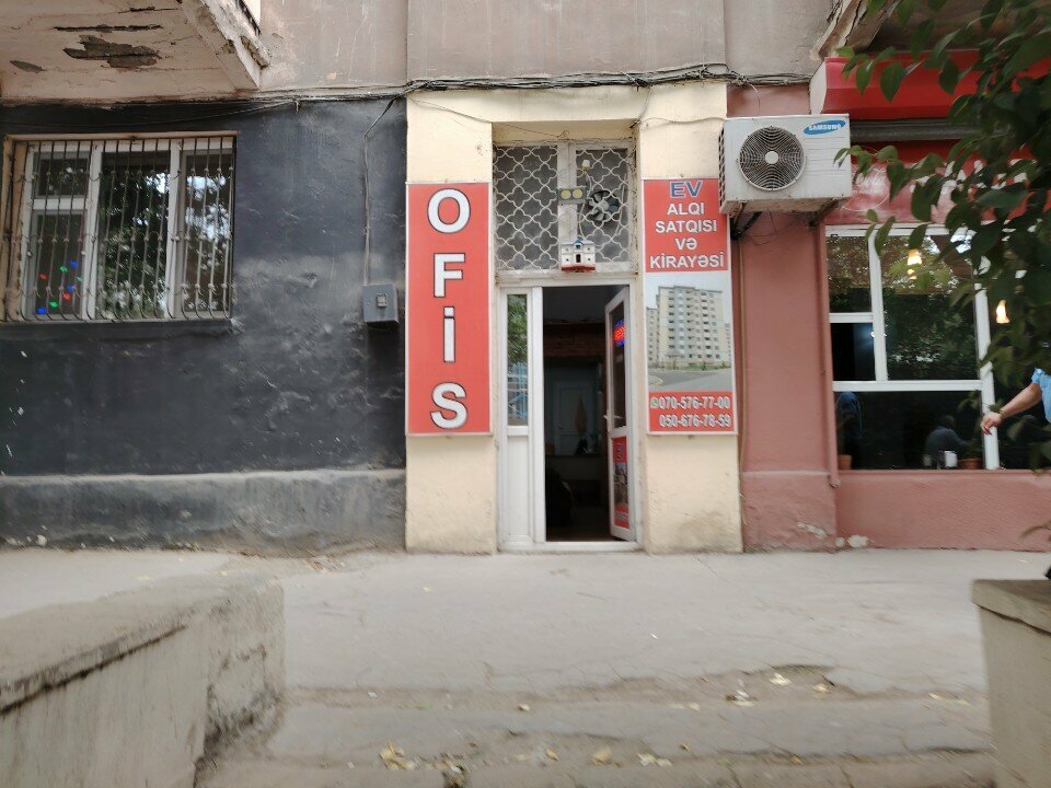 Ticari gayrimenkul alım satımı Ofis, Bakü, foto