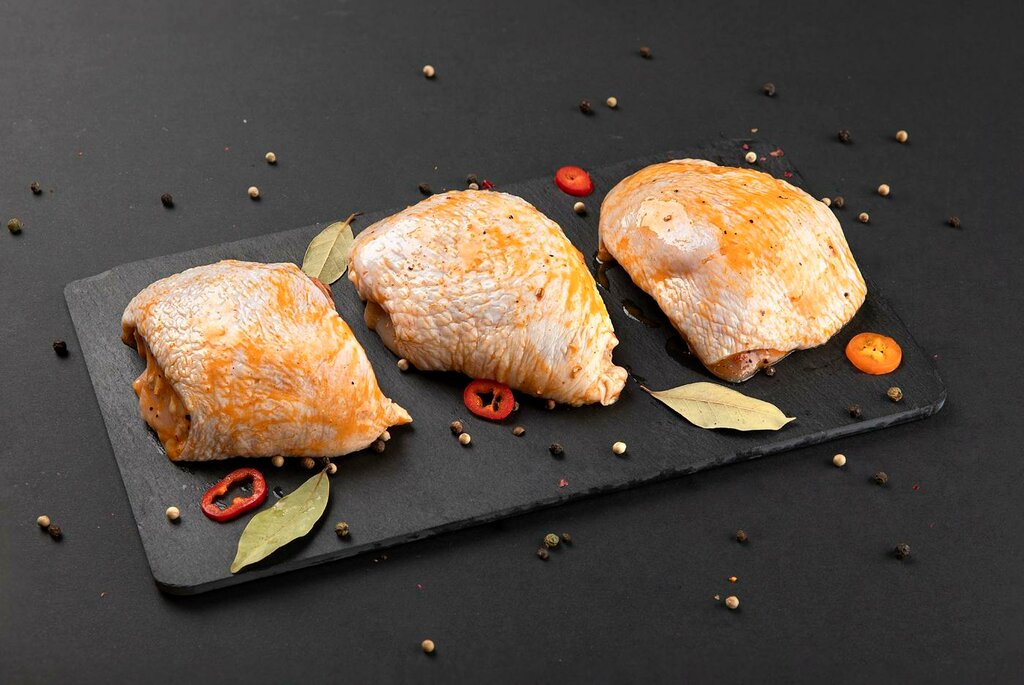 Kanatlı hayvan ürünleri ve yumurta Sayanskiy Broiler, İrkutskaya oblastı, foto