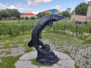 Щука (Kurgan Region, Shchuchye, Gorsad), park, sokak heykeli  Şçuçye'den