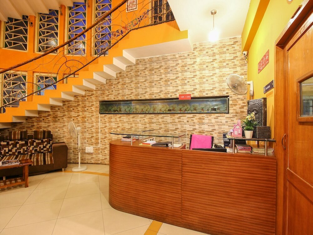 Otel Oyo 18488 Hallmark Begumpet, Haydarabat, foto
