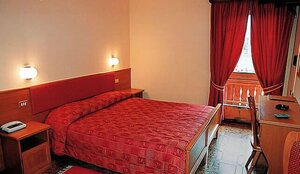 Hotel Baita della Luna (Lombardy, Sondrio, Livigno, Via Pontiglia), otel  Lombardiya'dan
