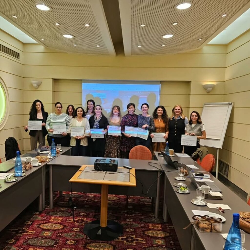 Sivil toplum kuruluşları Istanbul Koruyucu Aile, İstanbul, foto