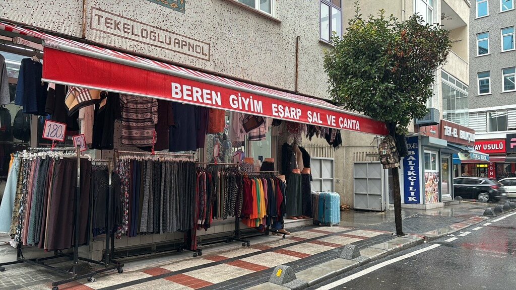 Giyim mağazası Beren Giyim, İstanbul, foto