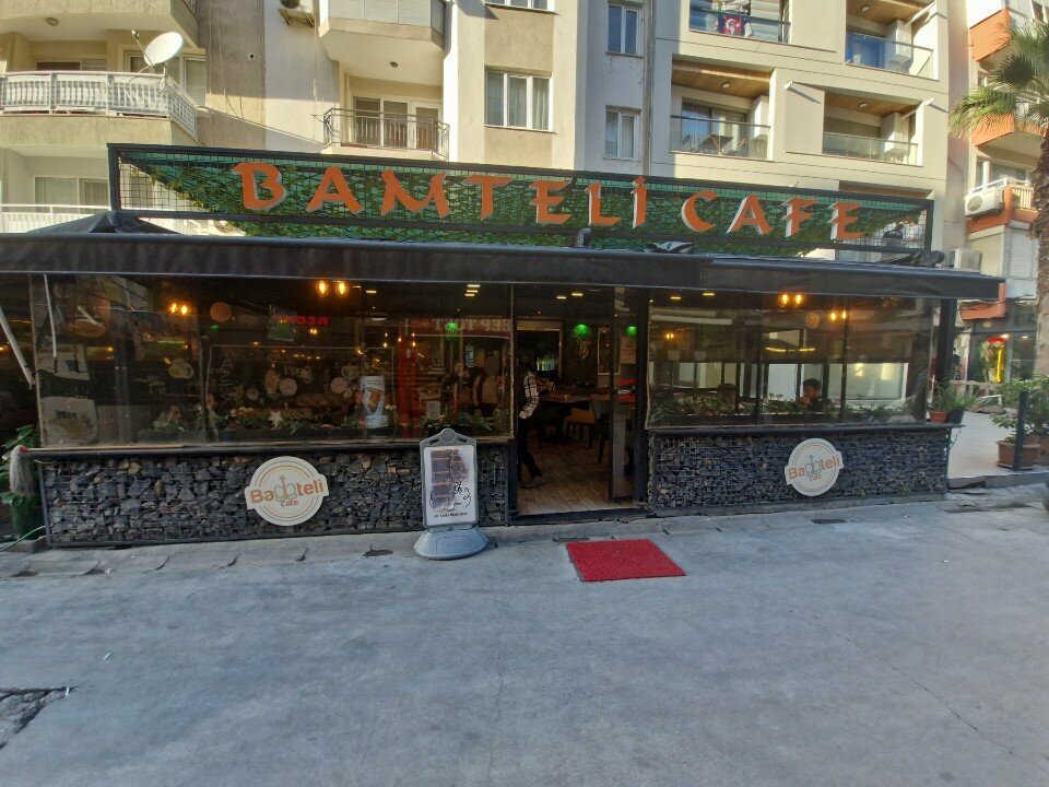 Kafe Bamteli Cafe, İzmir, foto