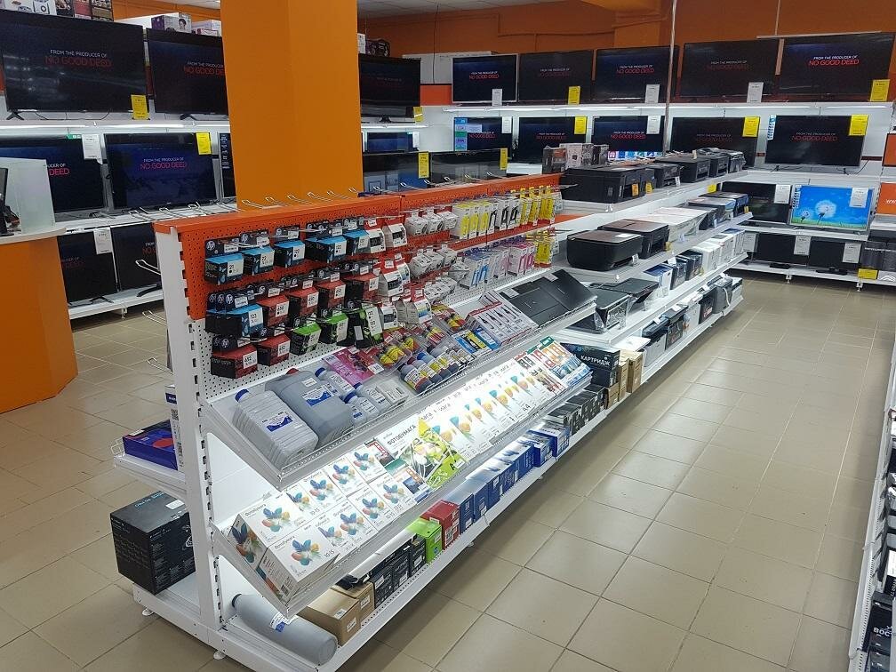 Bilgisayar mağazaları DNS, Uren, foto