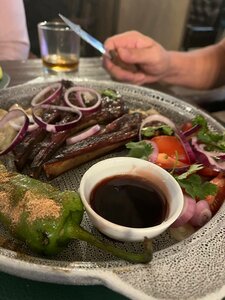 Жарим мясо (60 Let VLKSM Street No:5, Zheleznogorsk), kafe  Zheleznogorsk'tan