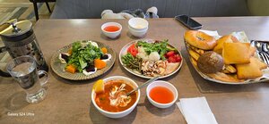 Jeti Tandir (Túrkіstan kóshesі No:6, Shymkent), kafe  Çimkent'ten (Şımkent'ten)