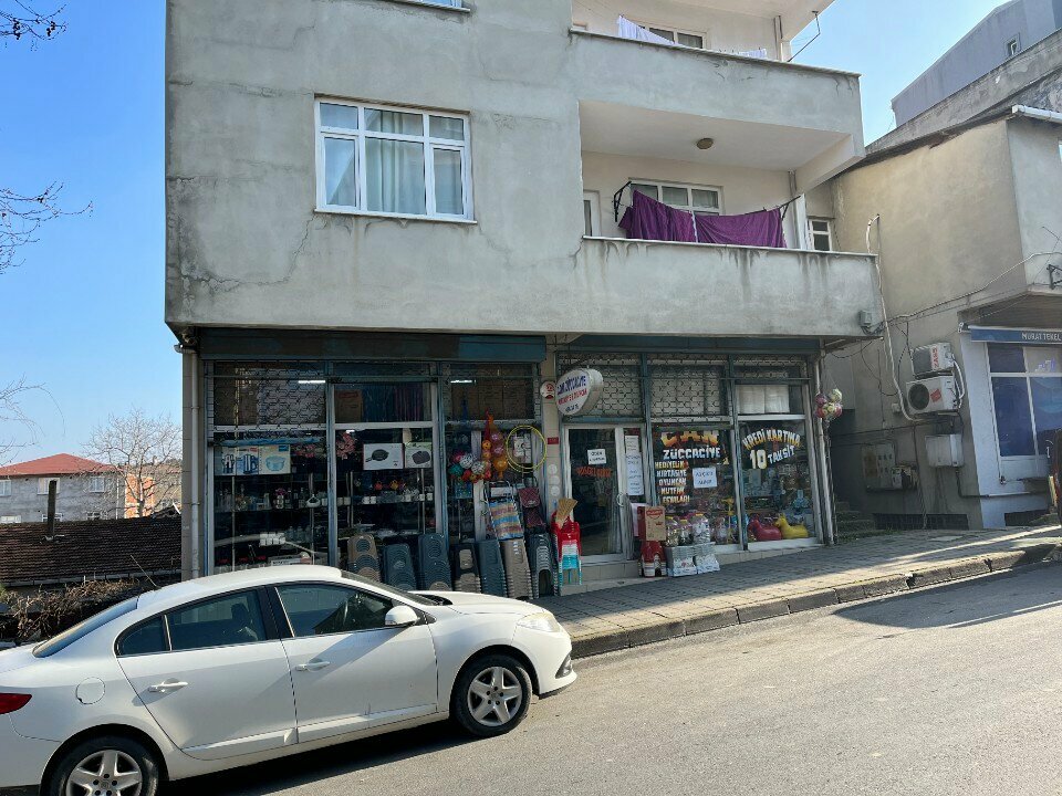 Züccaciye mağazaları Çom Züccaciye, İstanbul, foto