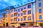 Art Hotel Charlottenburger Hof (Berlin, Stuttgarter Platz, 14), otel  Berlin'den