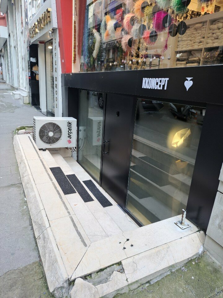 Giyim mağazası KKoncept, İstanbul, foto