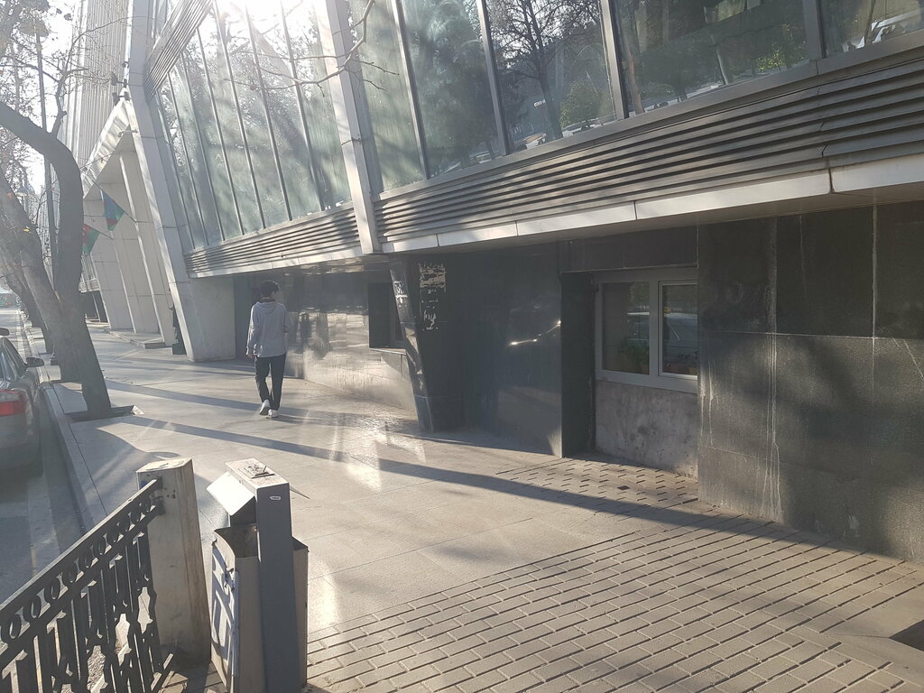 ATM'ler ABB, Bakü, foto