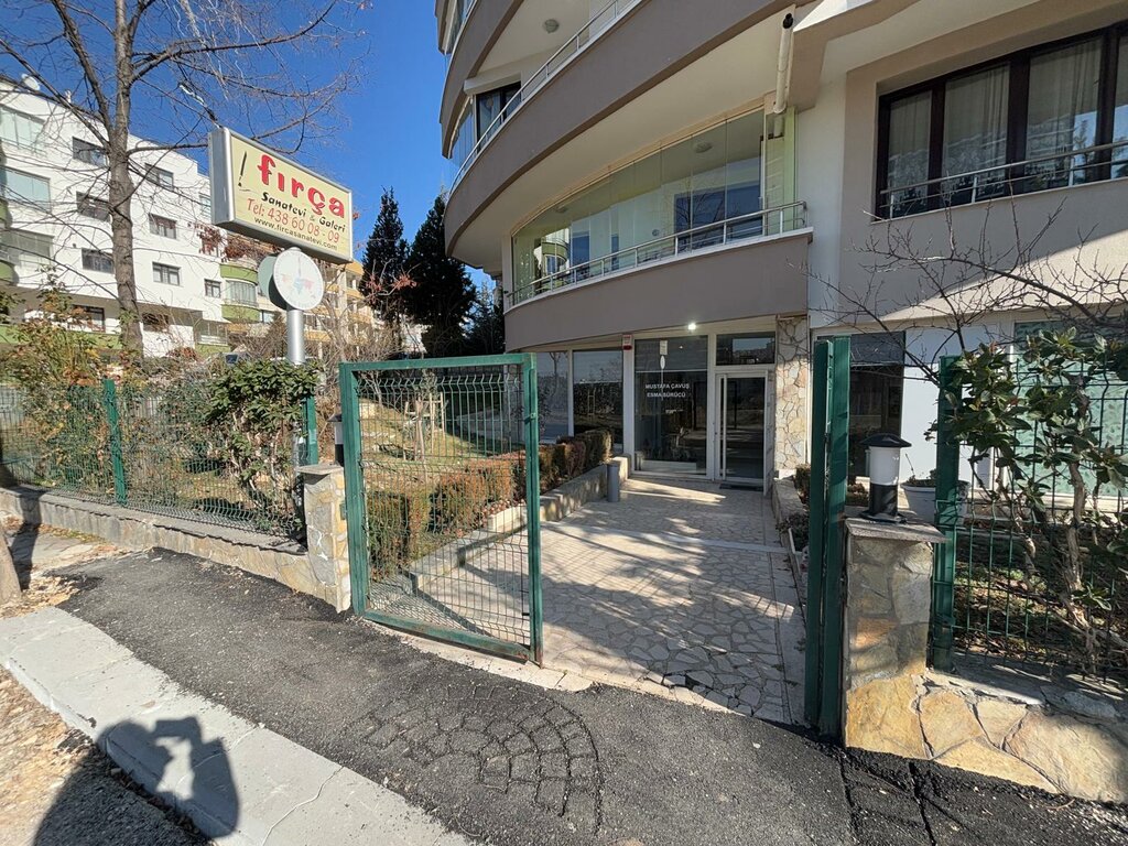 Sanat galerileri ve merkezleri Fırça Sanat Galerisi - Iws Fırça Art Gallery, Ankara, foto