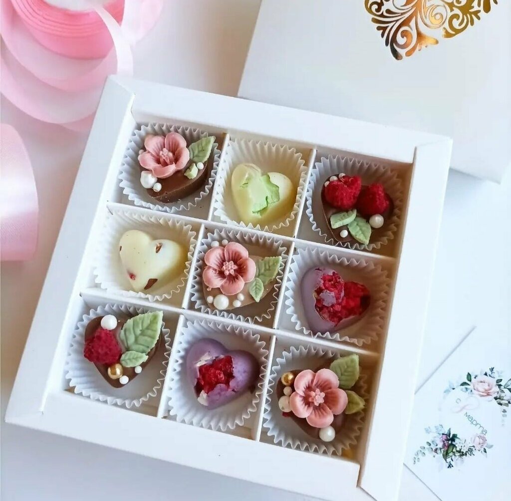 Pasta, şekerleme ve tatlı Шоко&Десерт, Yelets, foto