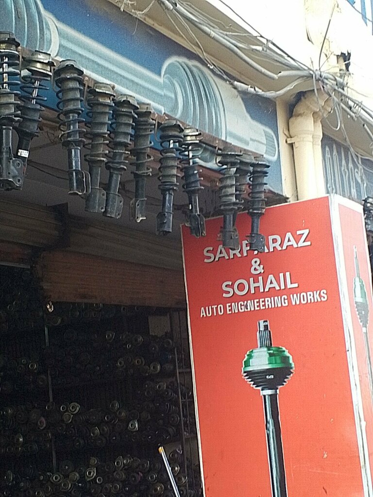Otomobil servisi Sarafraz & Sohail, Karaçi, foto
