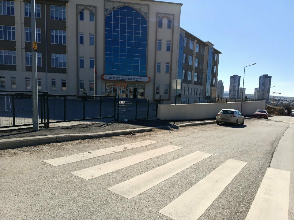 Lise Nurten Uşan Anadolu İmam Hatip Lisesi, Ankara, foto