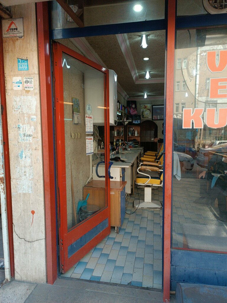 Berberler Varol Erkek Kuaförü, Ankara, foto