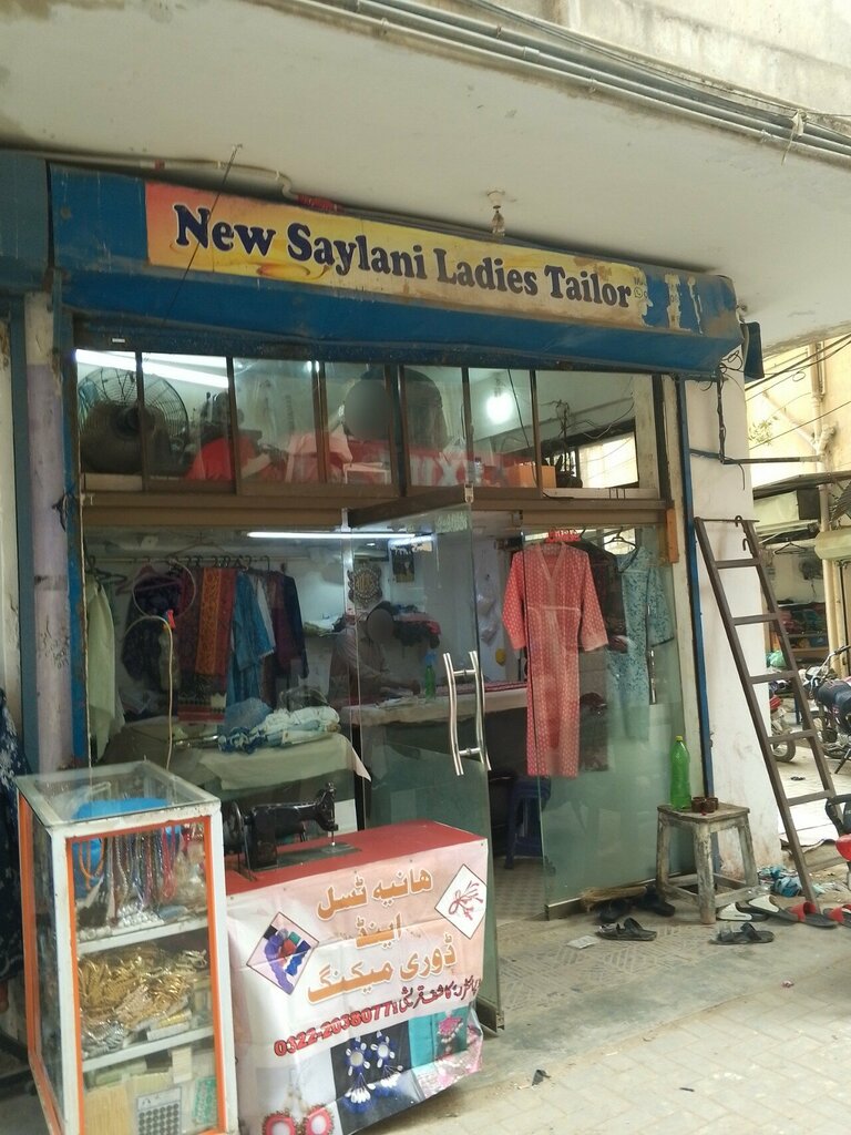 Giyim mağazası New Saylani Ladeis Taylor, Karaçi, foto