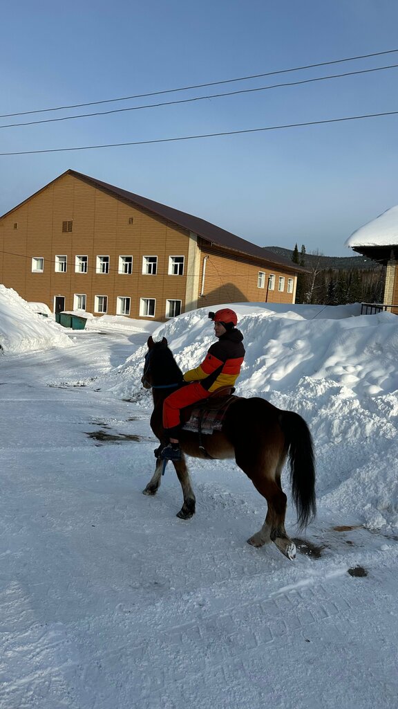 At ve binicilik kulüpleri Конно-туристический клуб Сивка - Бурка, , foto