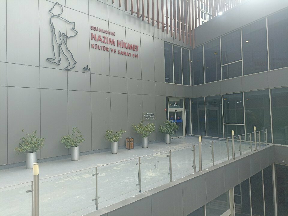 Kütüphaneler Nazım Hikmet Kütüphanesi, İstanbul, foto
