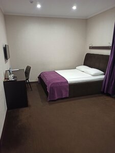 Votre Maison (D. Bednogo Street No:2Б), otel  Kaliningrad'dan