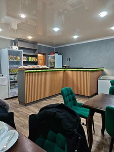 Orion (Khanty-Mansi Autonomous Area, Beloyarskiy, ulitsa Geologov), kafe  Beloyarski'den