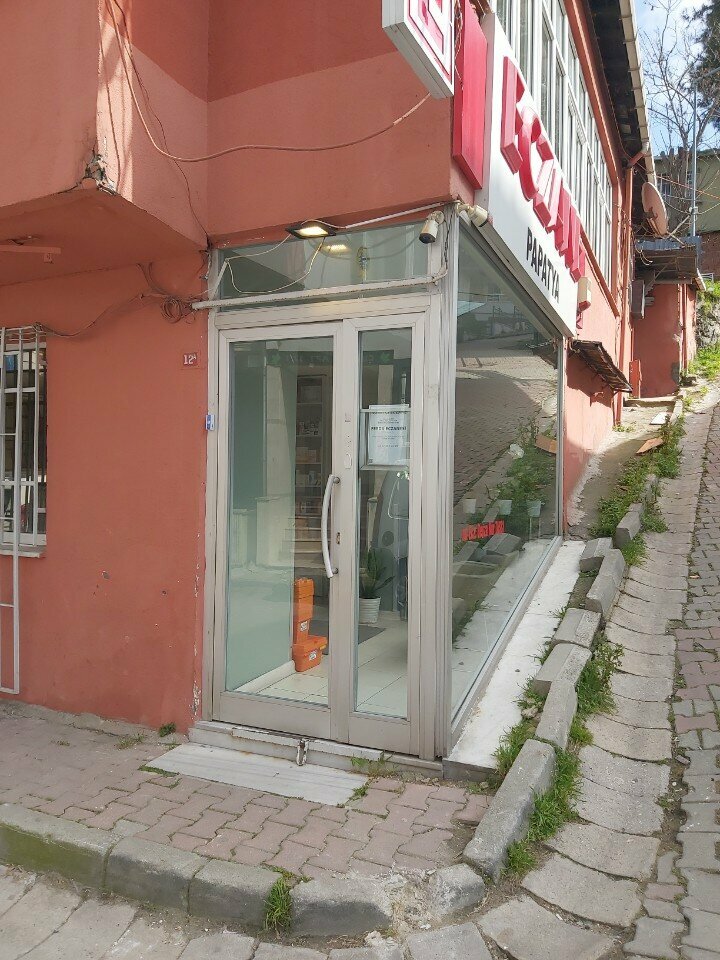 Eczaneler Papatya Eczanesi, İstanbul, foto