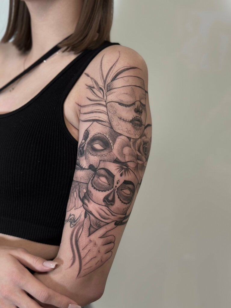 Dövmeciler Grondementattoo, Habarovsk, foto