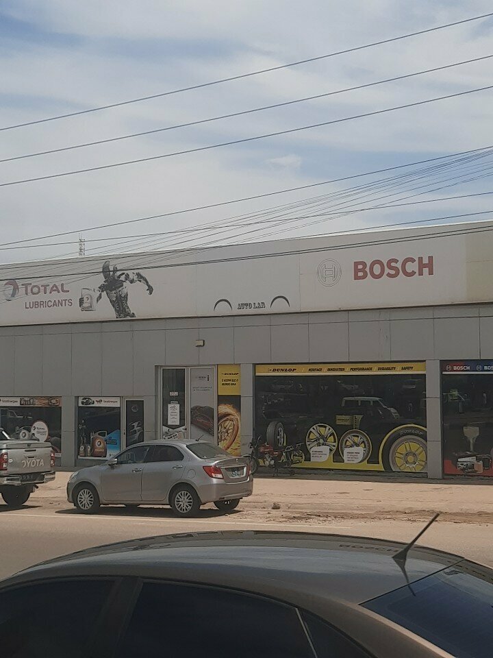 Yağlama ürünleri Total Lubrificante, Loanda, foto