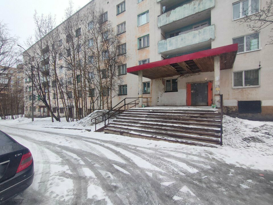 Kutlama ürünleri Шароз, Murmansk, foto