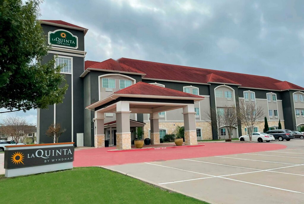 Otel La Quinta Inn & Suites by Wyndham Waxahachie, Waxahachie, foto