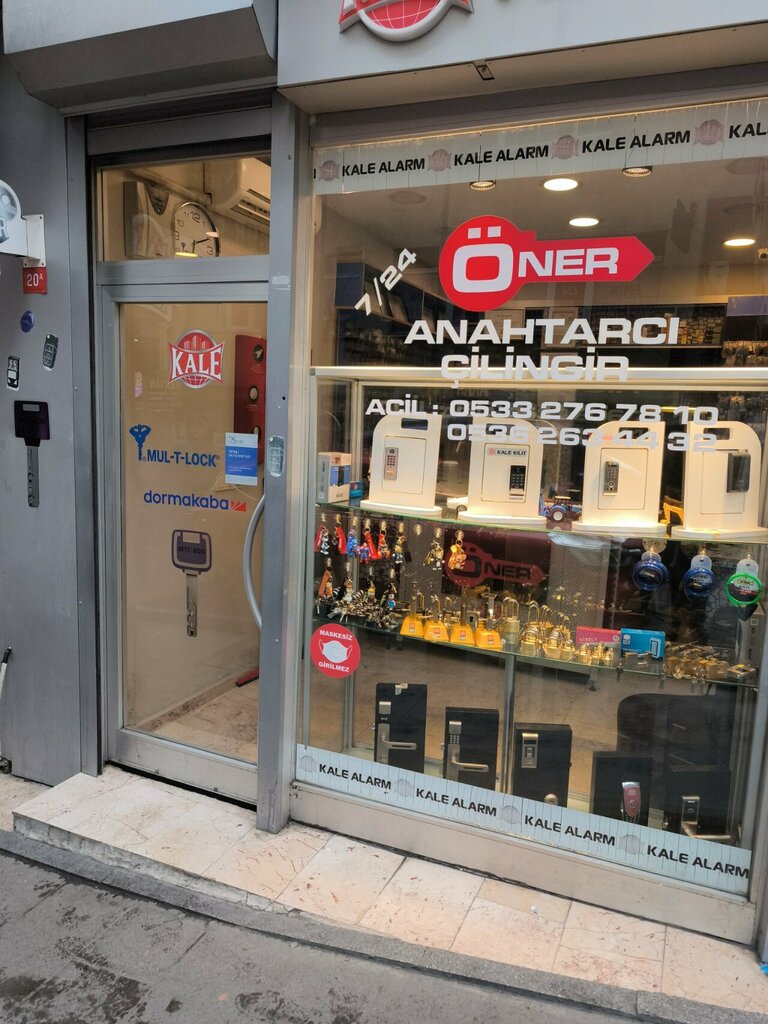 Anahtar ve kapı üreticileri Öner Anahtarcı Çilingir, İstanbul, foto
