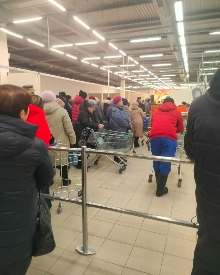 Hipermarket Адмиралъ, Şuya, foto