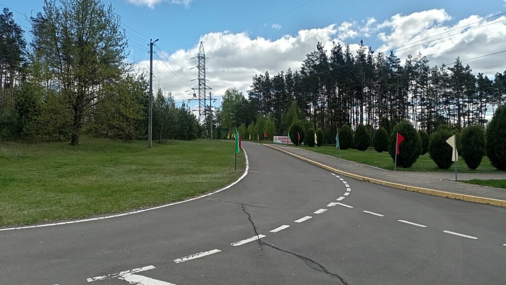 Kayak merkezleri Лыжероллерная трасса, Brestskaya oblastı, foto
