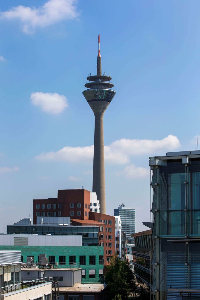Otel Radisson Blu Media Harbour Hotel, Kuzey Ren‑Vestfalya, foto
