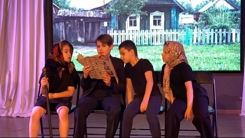 Sahne sanatları okulu Атмосфера, Moskova, foto