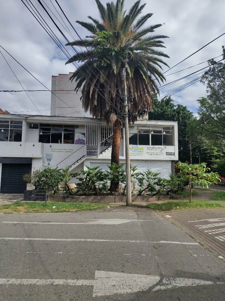 Biyoteknoloji Nova Robot, Medellin, foto